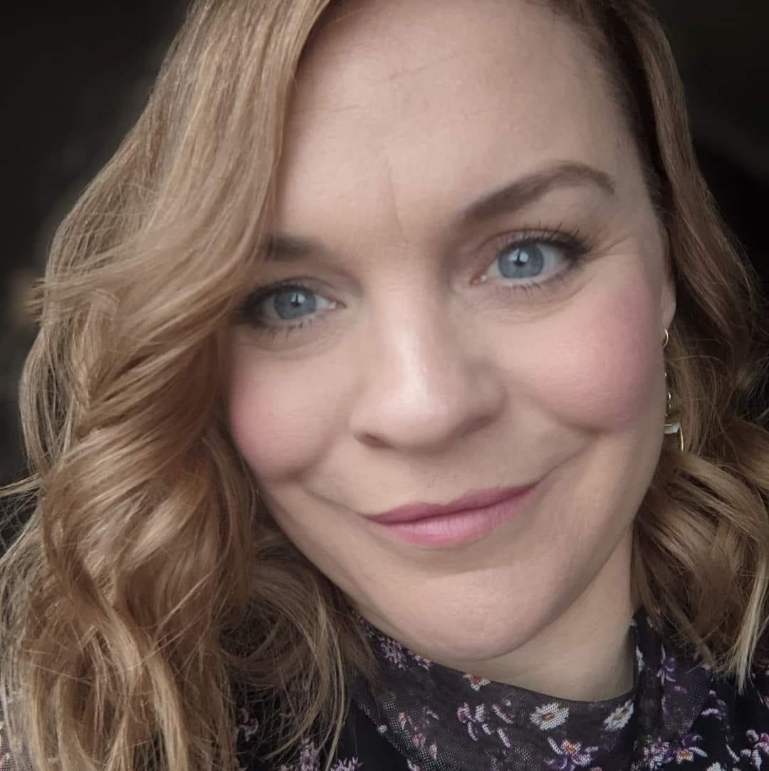 About Us – My Discombobulated Brain